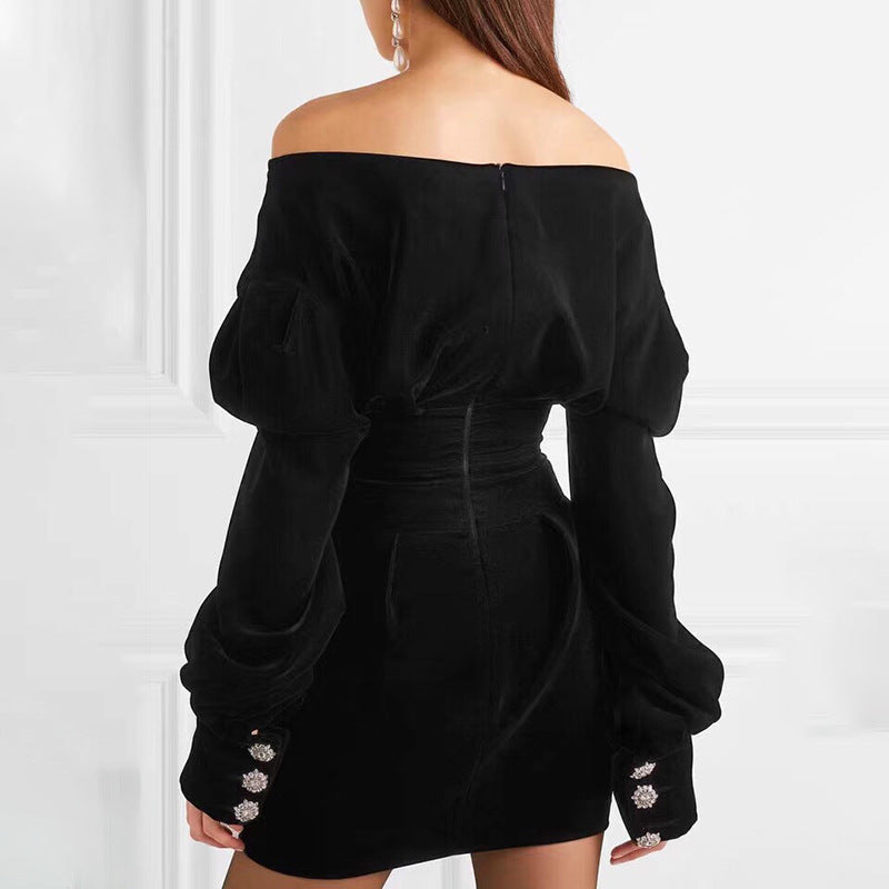 Lucy Velvet Dress – DollHouseBoutique